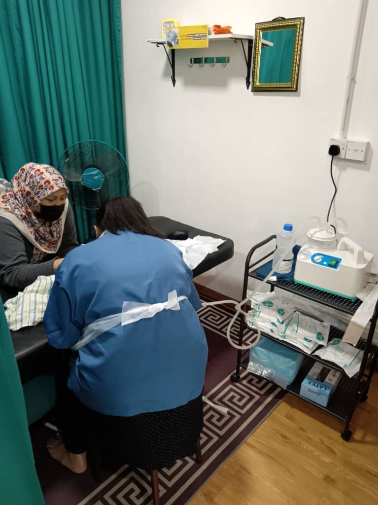Batuk dan Selsema Pada Bayi: Awasi Tanda-tanda Ini! - Flexphysiotherapy